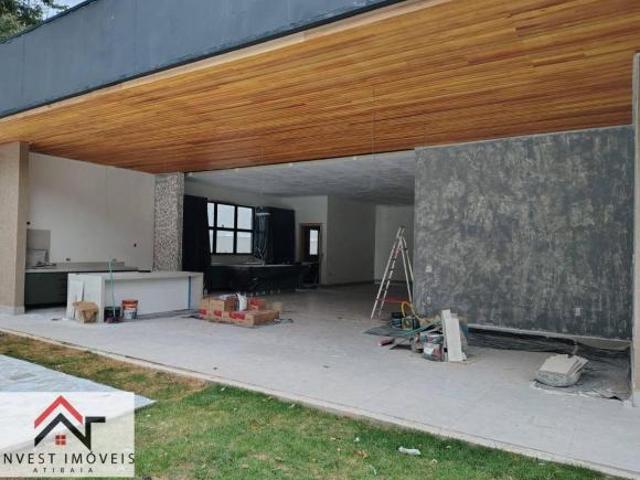 Belíssima casa térrea a venda no Condomínio Panorama Parque Atibaia
