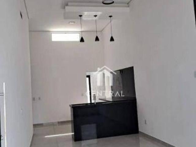 Belíssima casa térrea à venda, nunca habitada