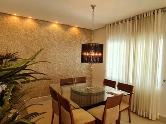 Belíssima casa Vicente Pires condomínio lazer completo L. 850m2 mobiliada