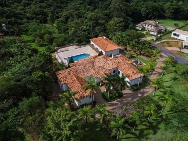 BELISSIMA CASA Á VENDA NO CONDOMÍNIO FAZENDA VILA REAL EM ITU