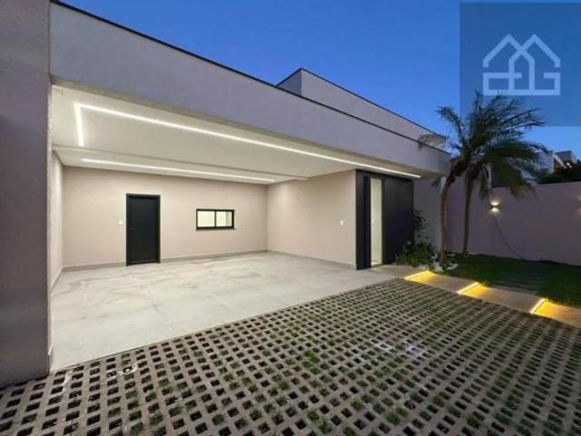 Belissima casa a venda no Tropical III