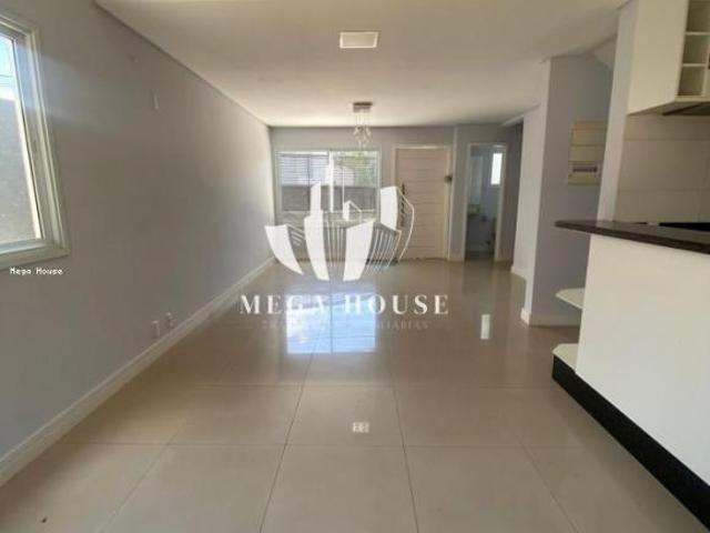 BELISSÍMA CASA À VENDA EM CAJAMAR!