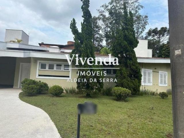 Belíssima casa à venda em condomínio fechado / Aldeia da Serra