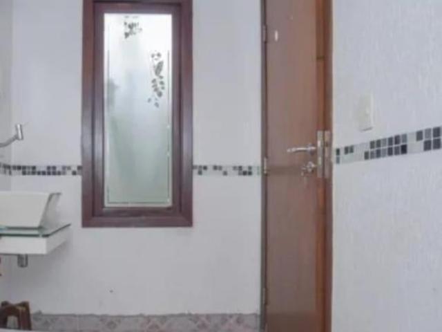 Belissima Casa à venda, Vila Monumento, sendo 3 dormitorios, 1 com suite, 3 vagas de garagem, excele