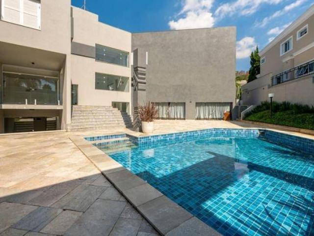 Belissima Casa altissimo padrão em condominio 04 suites Alphaville