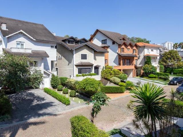 Belissima casa alto padrão em condominio p/venda c/03 suites Jd Colombo Morumbi