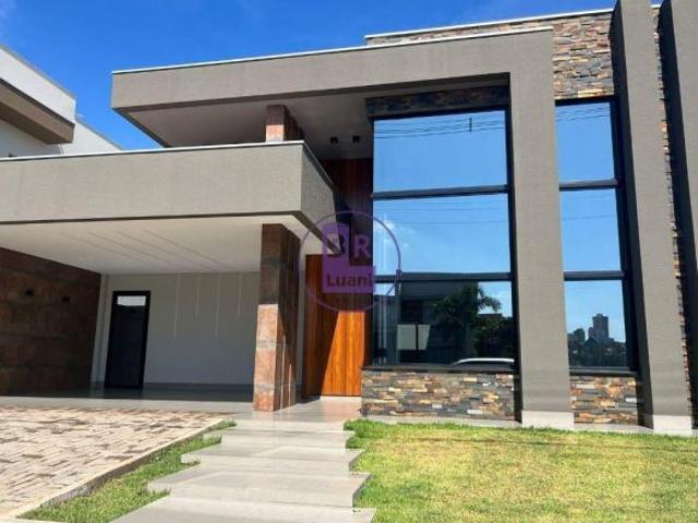 Belissima casa alto padrao em condominio fechado em Cambe