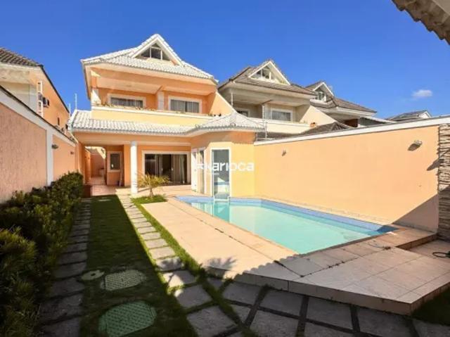 Belíssima casa com 5 suítes na Barra da Tijuca
