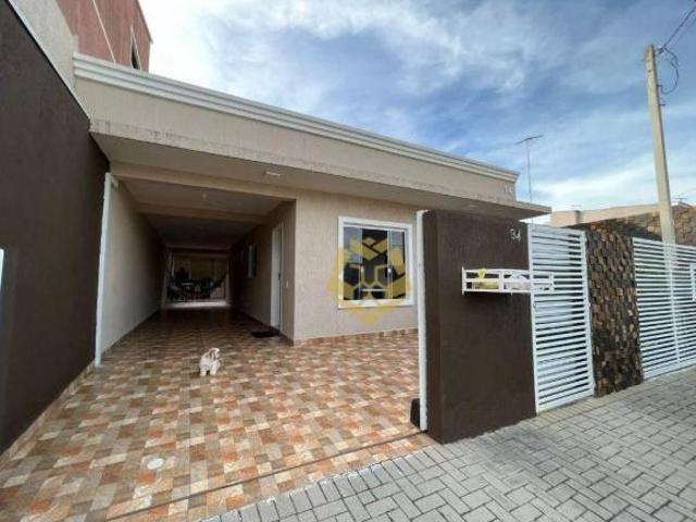Belíssima casa com piscina à venda no Pinheirinho – Curitiba/PR