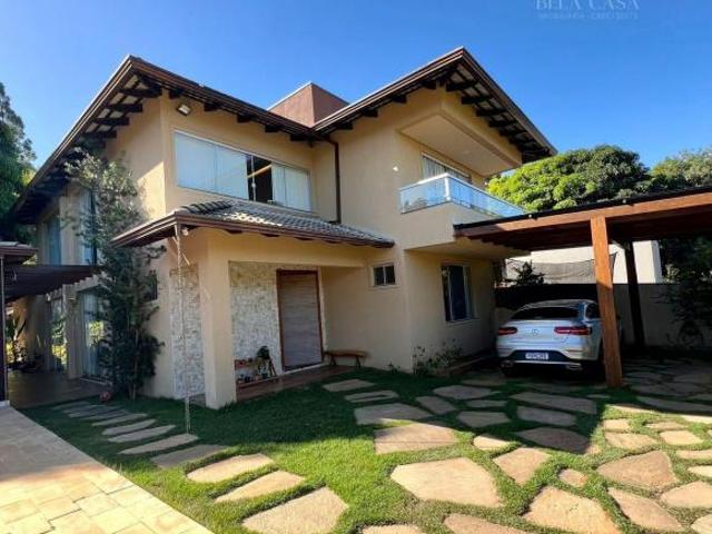 Belissima casa condominio Quintas Bela Vista