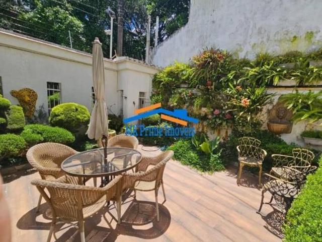 Belíssima Casa de 500m² 4 Suítes 3 Vagas Parque Dos Príncipes SP