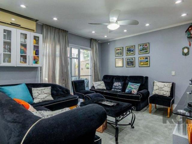 Belíssima casa de condomínio próxima ao Central Parque, PUC e Bourbon Ipiranga
