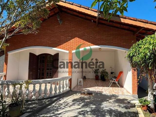 Belíssima casa e uma encantadora casinha de boneca Rocio Cananéia / SP