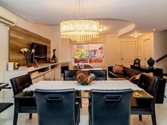 Belíssima casa em Condomínio com 3 dorm próximo ao Iguatemi