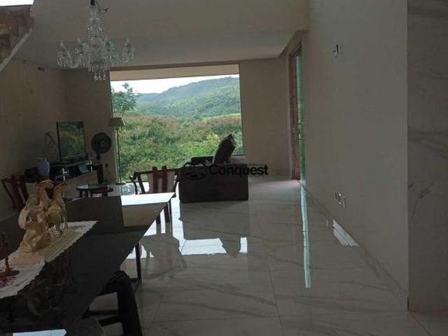 Casa Moderna com Vista Deslumbrante no Condomínio Serra dos Bandeirantes – Mário Campos !
