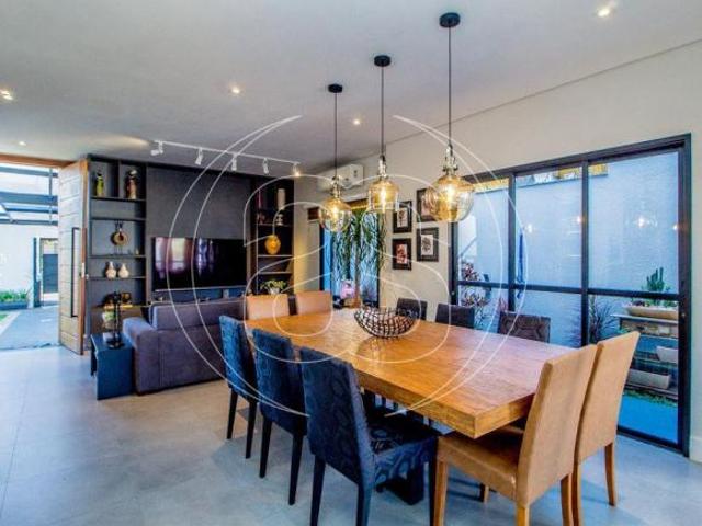 BELÍSSIMA CASA EM MOEMA PÁSSAROS, CONFIRA!