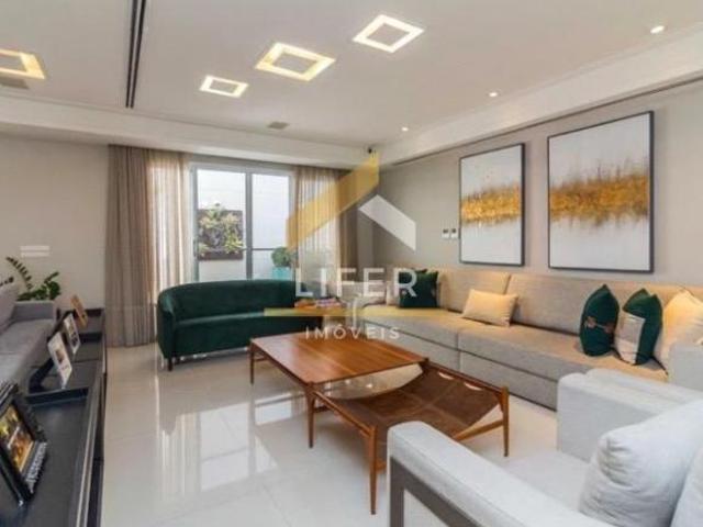 Belíssima casa em São Paulo