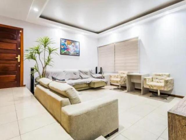 Belíssima Casa em Saúde com 280 m²