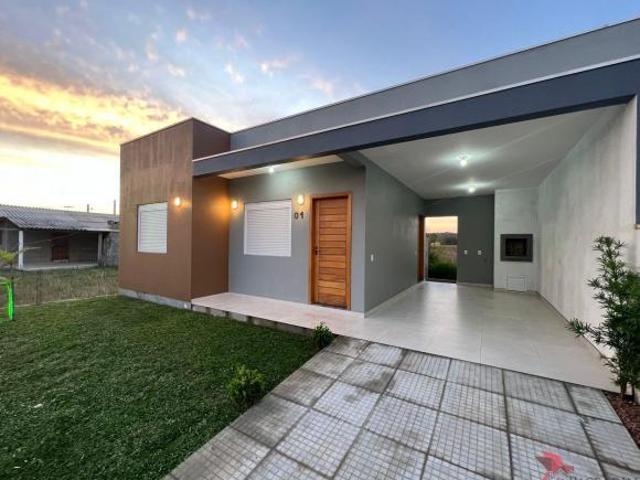 Belíssima Casa Geminada em Torres RS
