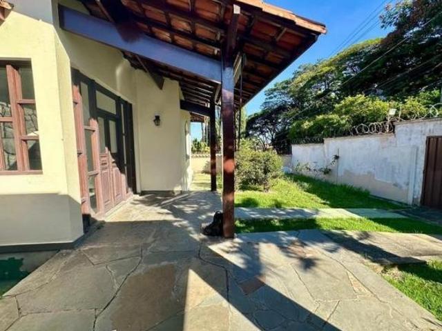 BELISSIMA CASA LINEAR A VENDA NO BAIRRO SÃO LUIZ