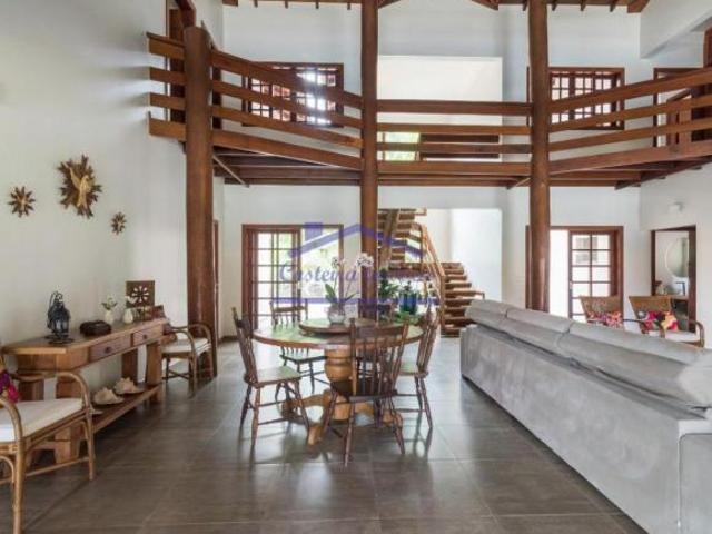 Belíssima casa na Ressaca