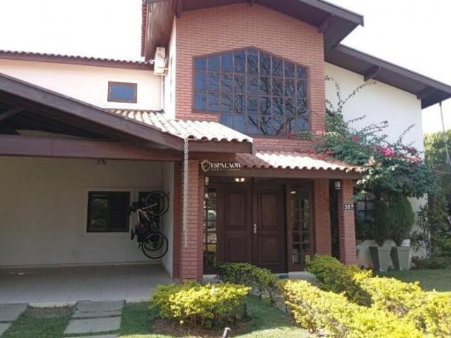 Belíssima Casa no Cond. Haras Paineiras a Venda Salto / SP