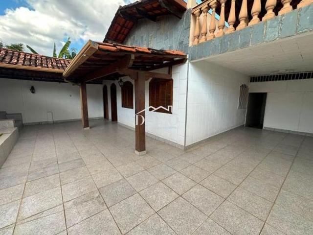 BELÍSSIMA CASA NO CONJUNTO CELSO MACHADO, BELO HORIZONTE 4 QUARTOS, 2 SUÍTES