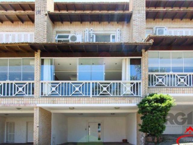 BELÍSSIMA CASA NO SÉTIMO CÉU