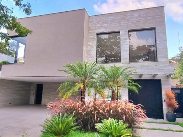 Belíssima Casa Nova com 4 suítes, área gourmet, sauna, piscina, semi mobiliada