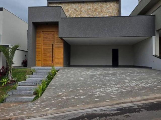 BELISSIMA CASA NOVA EM CONDOMINIO FECHADO