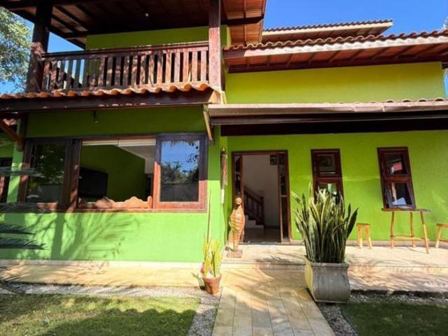 Belíssima Casa para Venda ou Locação Definitiva em Itamambuca