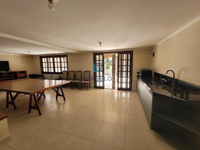 BELÍSSIMA CASA PRÓXIMO AO CAPIVARI EM CAMPOS DO JORDÃO SP
