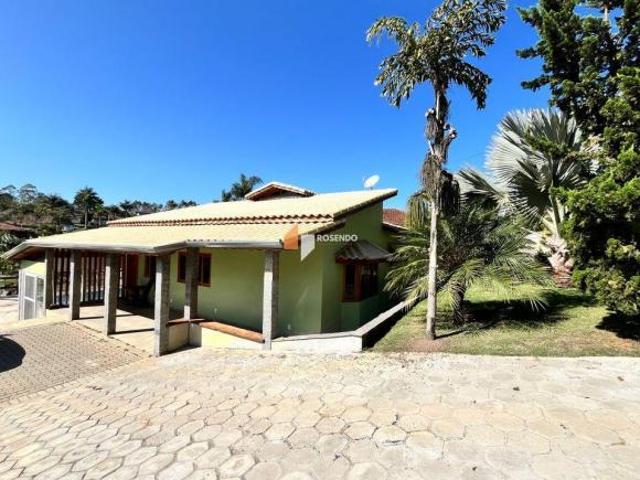 Belissima Chacára com lago proximo do Centro de Biritiba Mirim