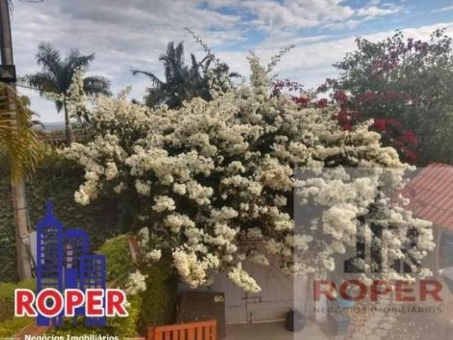 Belíssima Chácara de 1200m² em Atibaia, aceita permuta e financiamento