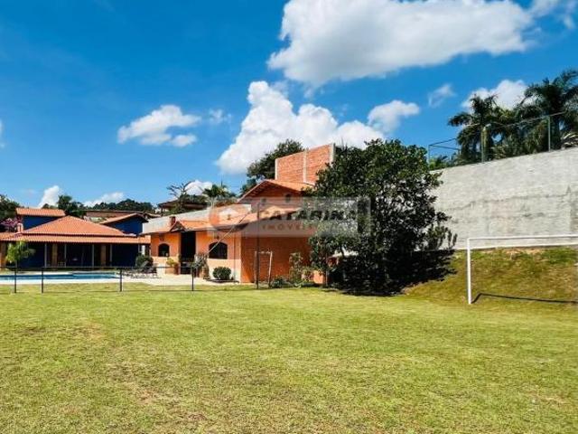 Belíssima chácara em condominio fechado