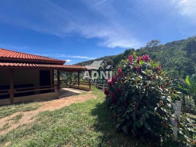 Belissíma chácara em São Lourenço da Serra, com 7.500,00 m² de área!