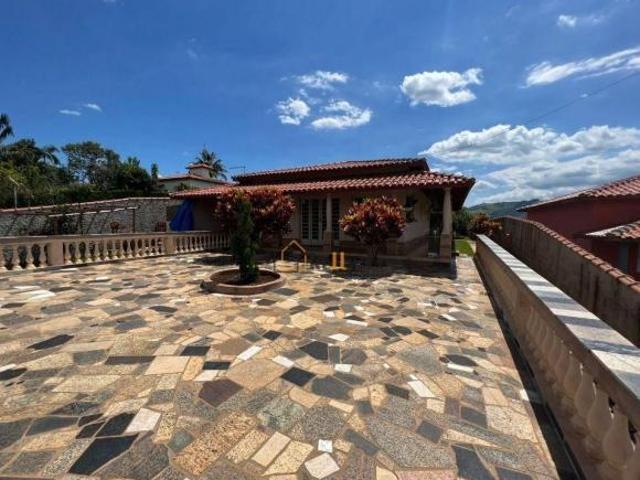 Belíssima chácara em Socorro/SP, imóvel com 02 casas, área de lazer ampla, venha conhecer!