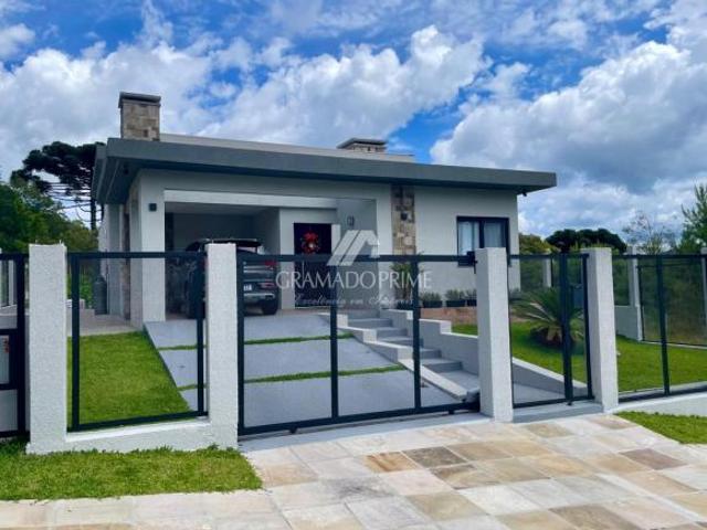 BELÍSSIMA RESIDÊNCIA TOTALMENTE DECORADA EM GRAMAD