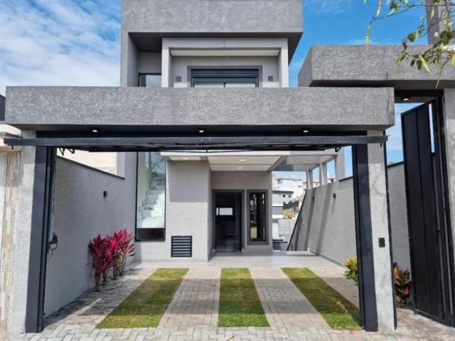 Belissima residencia planejada de 3 dormitórios com salao gourmet no Nova Jaguar