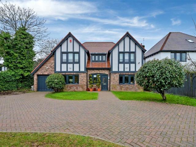 Bell Barn Road, Bristol, Somerset, BS9 5 bed detached house to rent £4,500 pcm £1,038 pw