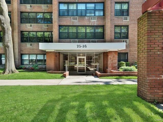 Bell Blvd Unit E, Oakland Gardens, Property For Sale