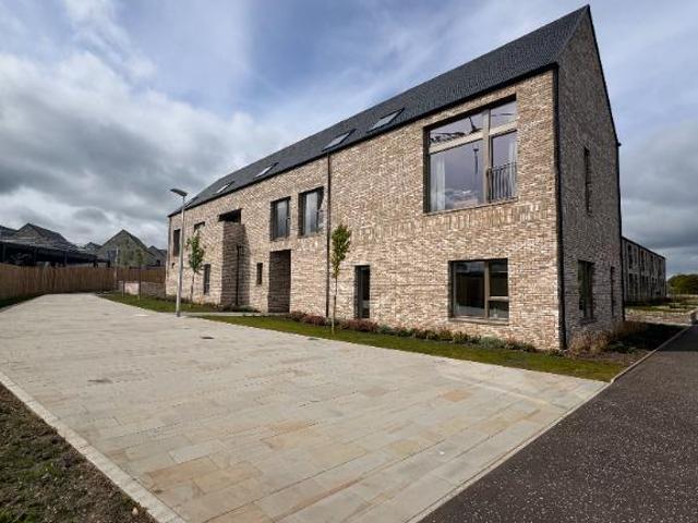 Bell Brae, St Andrews KY16 2 bed flat to rent £2,100 pcm £485 pw