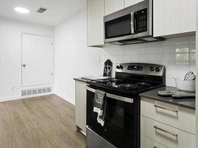 Bell Cove 2 Bedroom Apartment for Rent at 17239 N 19th Ave, Phoenix, AZ 85023