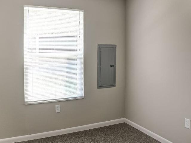 Bell Diamond Manor 3 Bedroom Apartment for Rent at 1009 Middlesex St, Norfolk, VA 23523 Hardy Field