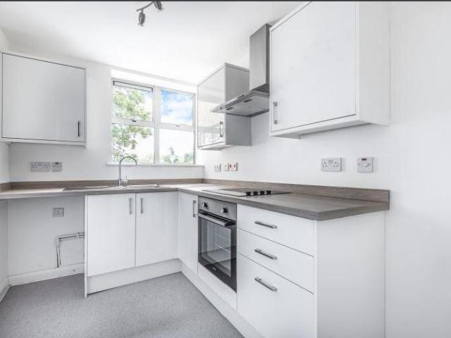 Bell Green London SE26 1 bed flat to rent £1,450 pcm £335 pw