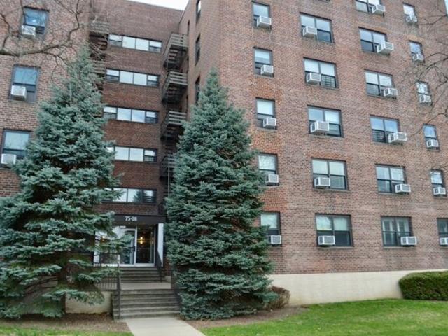 Bell /j Blvd Unit,oakland Gardens, Property For Sale