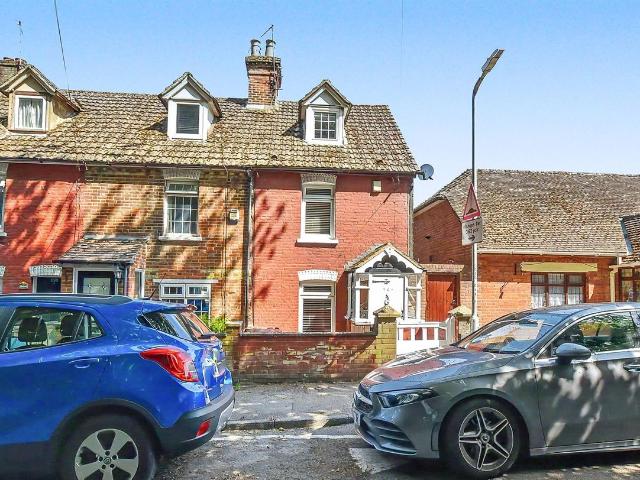 Bell Lane, Ditton ME20, 3 bed end terrace house to rent, £1,450 pcm | PrimeLocation