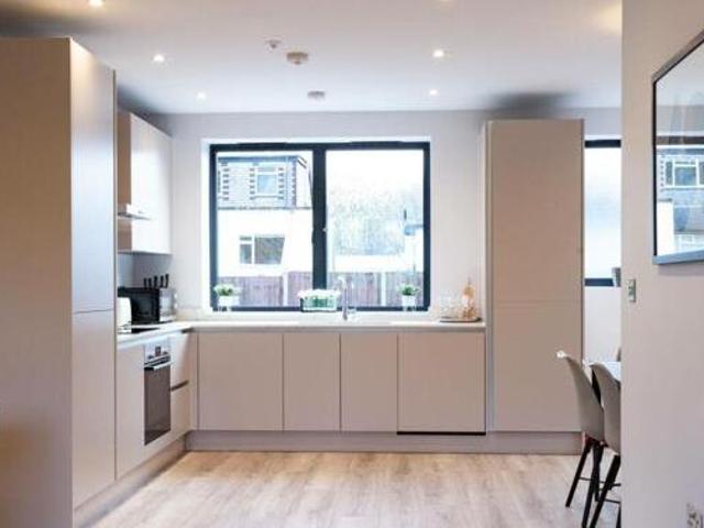 Bell Lane, Hendon, 3 Bedroom Semi detached