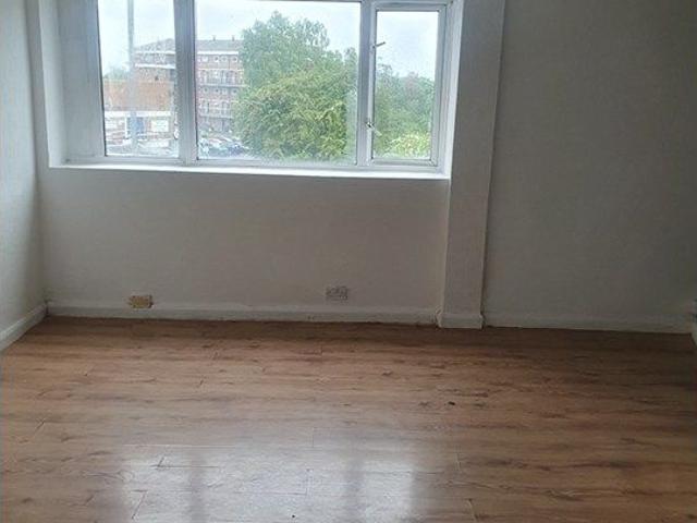 Bell St South, Brierley Hill DY5, 1 bed flat to rent, £675 pcm | PrimeLocation