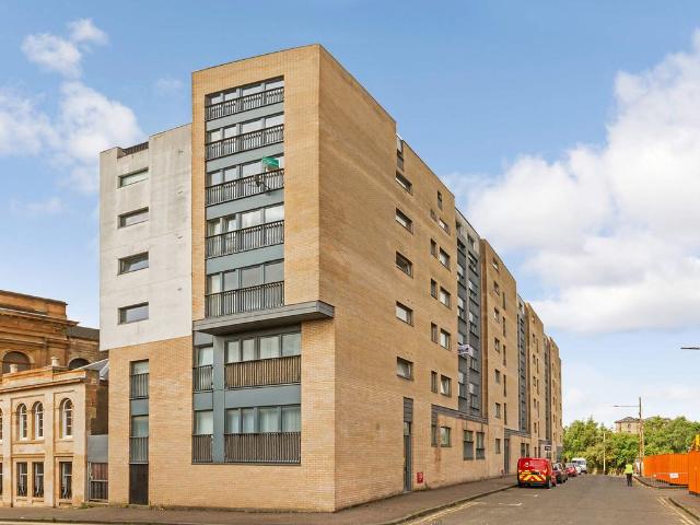 Bell Street, Glasgow G4, 2 bed flat to rent, £1,200 pcm | PrimeLocation